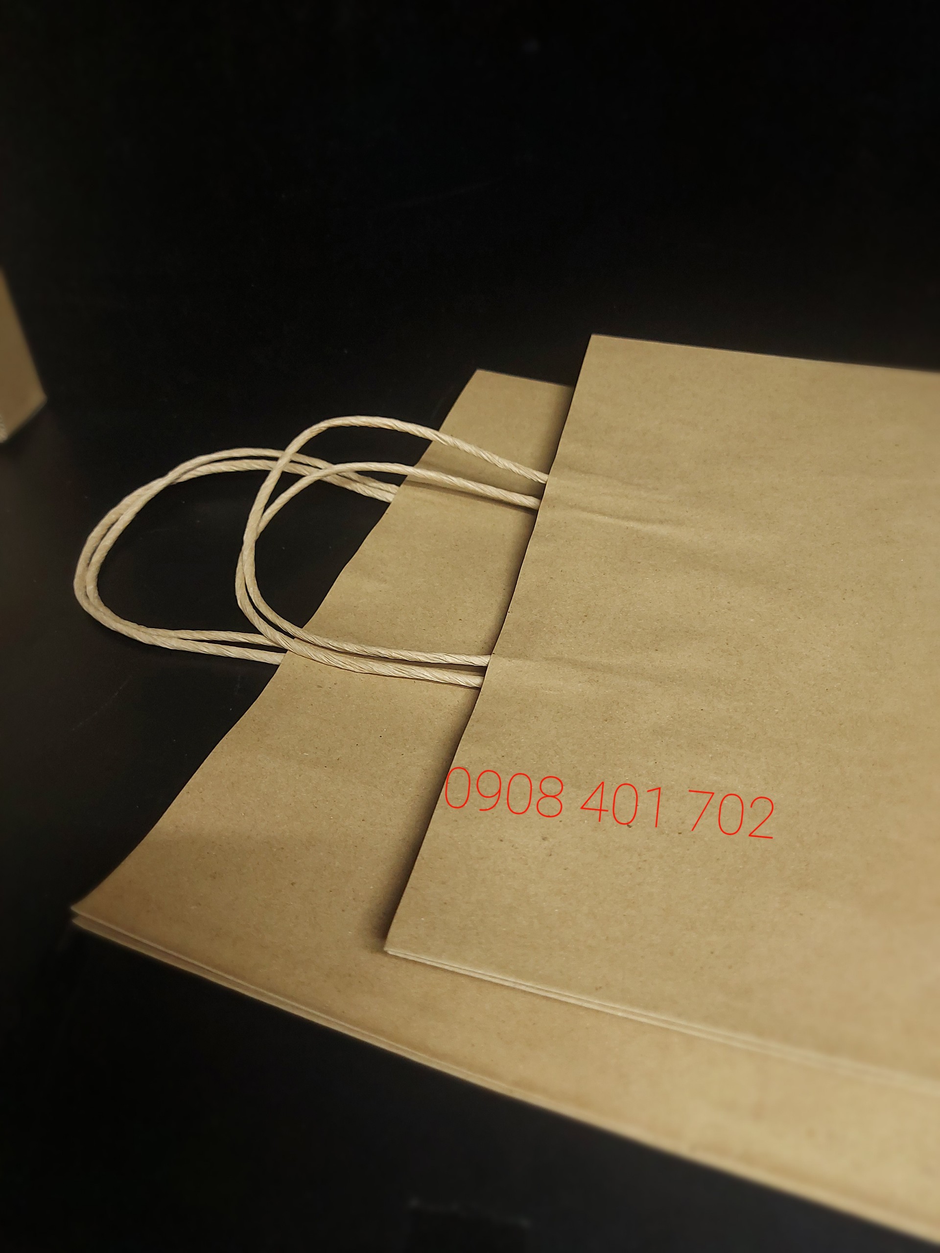 TÚI GIẤY KRAFT CÓ QUAI XÁCH ĐA DỤNG